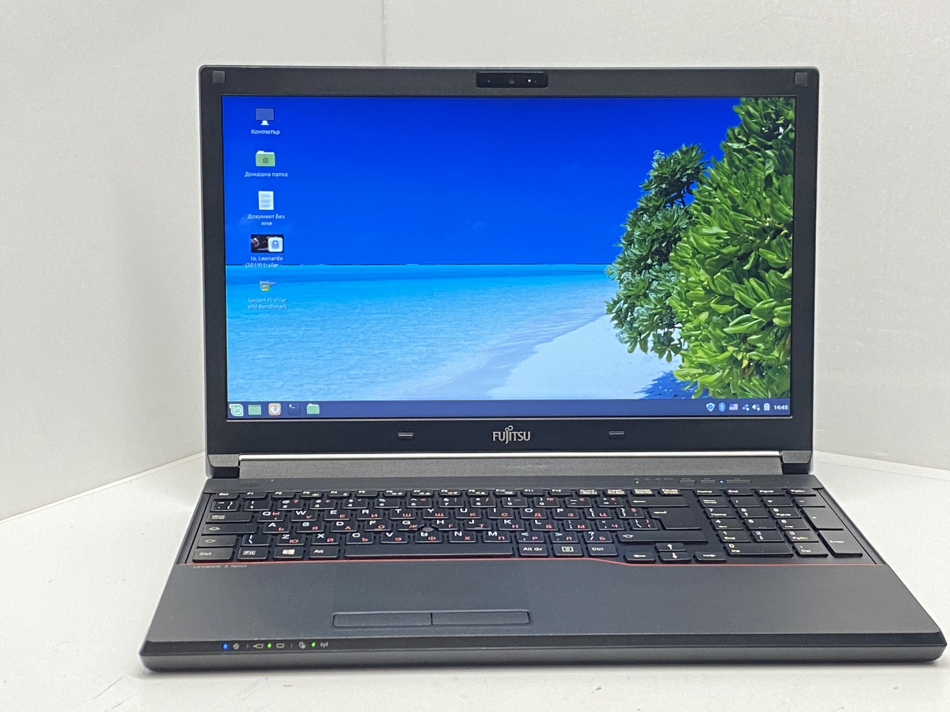 Лаптоп Fujitsu LIFEBOOK E556 15.6" i3-6100U 8GB 130GB клас А - 11574 ...