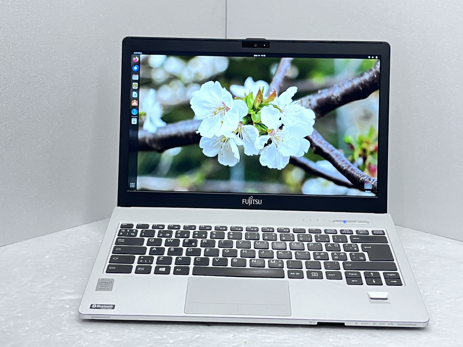 Лаптоп Fujitsu LIFEBOOK S904 13.3" i5-4200U 8GB 130GB клас А - 16530 ...